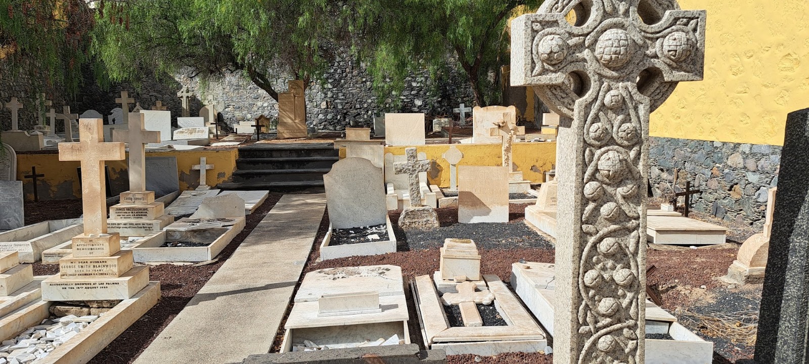 The British Cemetery – Holy Trinity Church Las Palmas